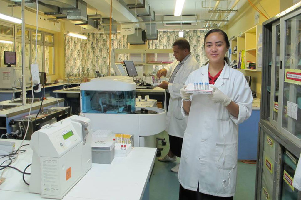 oms-j-rivaca-who-lab.jpg | United Nations